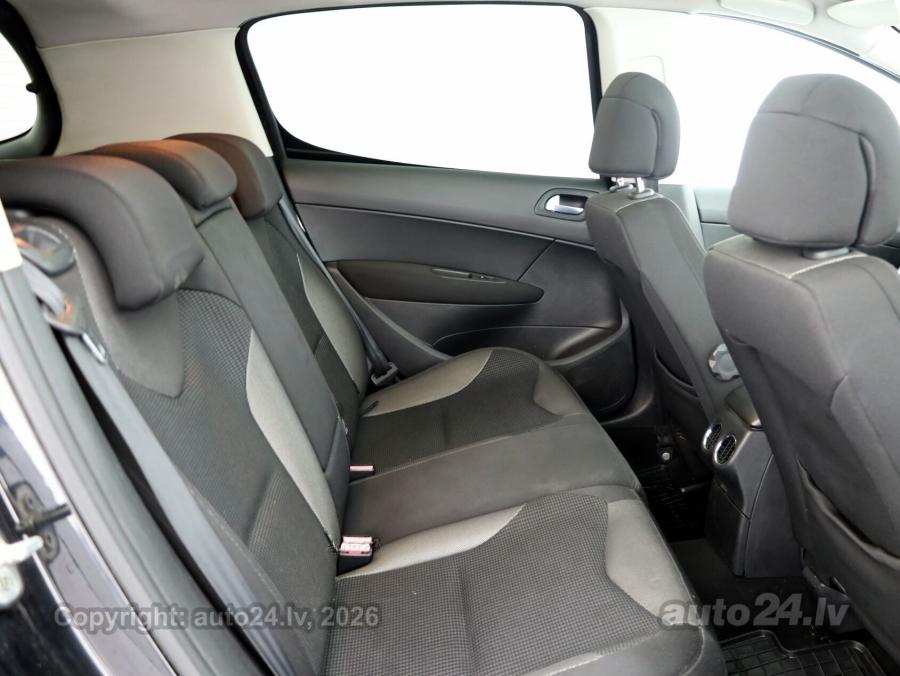 Melns Peugeot 308 2008 Tallina, ar dzinēja tilpumu 2.00 L un nobraukumu 262 tūkst. km par 1499 €, foto 8 vietnē AUTOMOTO.COM.LV