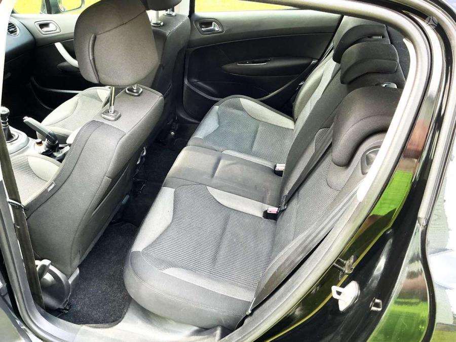 Melns Peugeot 308 2008 Biržai, ar dzinēja tilpumu 1.56 L un nobraukumu 275 tūkst. km par 1500 €, foto 7 vietnē AUTOMOTO.COM.LV
