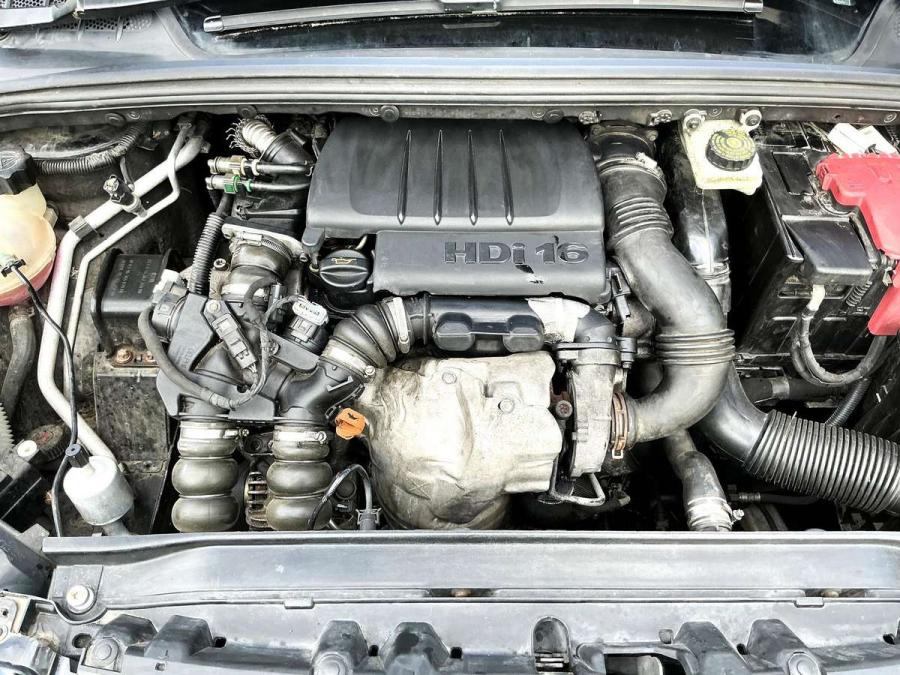 Melns Peugeot 308 2008 Biržai, ar dzinēja tilpumu 1.56 L un nobraukumu 275 tūkst. km par 1500 €, foto 13 vietnē AUTOMOTO.COM.LV