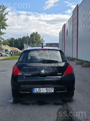 Melns Peugeot 308 2008 Rīga, ar dzinēja tilpumu 1.60 L un nobraukumu 245 tūkst. km par 950 €, foto 4 vietnē AUTOMOTO.COM.LV