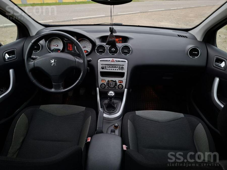 Melns Peugeot 308 2008 Valka, ar dzinēja tilpumu 2.00 L un nobraukumu 285 tūkst. km par 2500 €, foto 6 vietnē AUTOMOTO.COM.LV