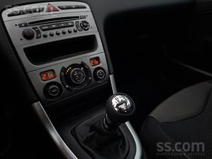 Melns Peugeot 308 2008 Valka, ar dzinēja tilpumu 2.00 L un nobraukumu 285 tūkst. km par 2500 €, foto 10 vietnē AUTOMOTO.COM.LV
