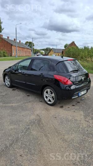 Melns Peugeot 308 2008 Daugavpils, ar dzinēja tilpumu 1.60 L un nobraukumu 344 tūkst. km par 2200 €, foto 6 vietnē AUTOMOTO.COM.LV