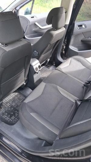 Melns Peugeot 308 2008 Daugavpils, ar dzinēja tilpumu 1.60 L un nobraukumu 344 tūkst. km par 2200 €, foto 9 vietnē AUTOMOTO.COM.LV
