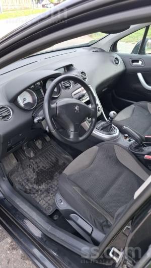 Melns Peugeot 308 2008 Daugavpils, ar dzinēja tilpumu 1.60 L un nobraukumu 344 tūkst. km par 2200 €, foto 12 vietnē AUTOMOTO.COM.LV