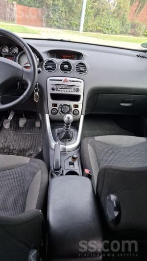 Melns Peugeot 308 2008 Daugavpils, ar dzinēja tilpumu 1.60 L un nobraukumu 344 tūkst. km par 2200 €, foto 13 vietnē AUTOMOTO.COM.LV