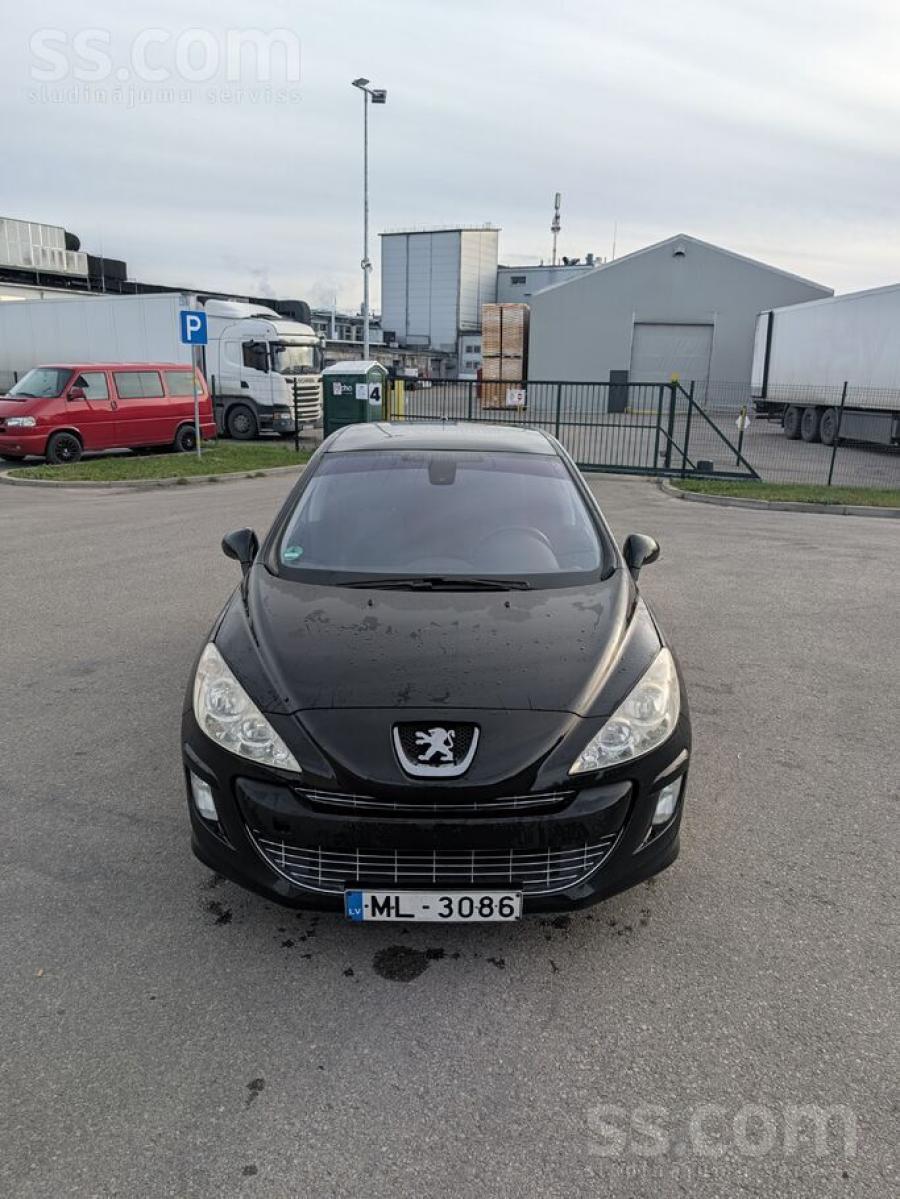 Black Peugeot 308 2008 in Daugavpils, with an engine capacity of 1.60 L and mileage of 344 thousand km for 2050 €, photo 1 on AUTOMOTO.COM.LV