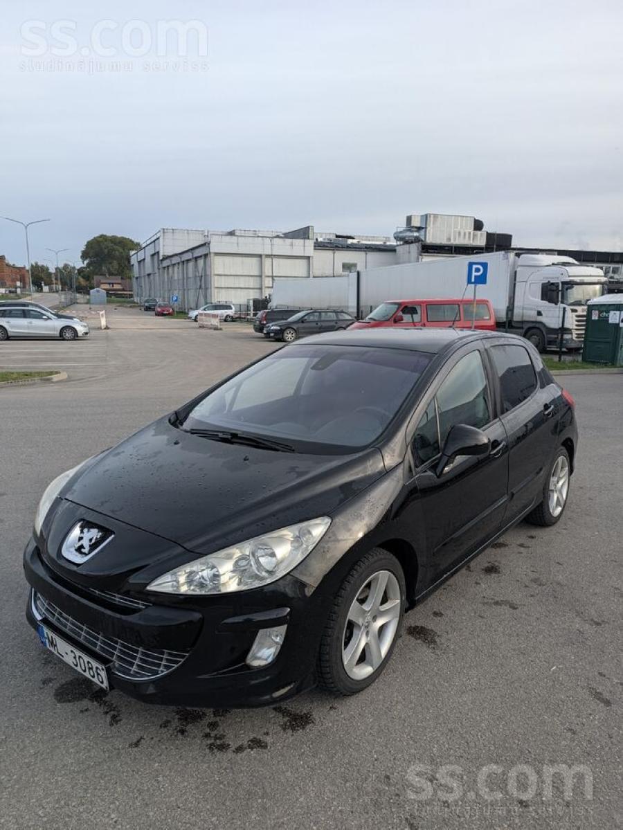 Black Peugeot 308 2008 in Daugavpils, with an engine capacity of 1.60 L and mileage of 344 thousand km for 2050 €, photo 7 on AUTOMOTO.COM.LV