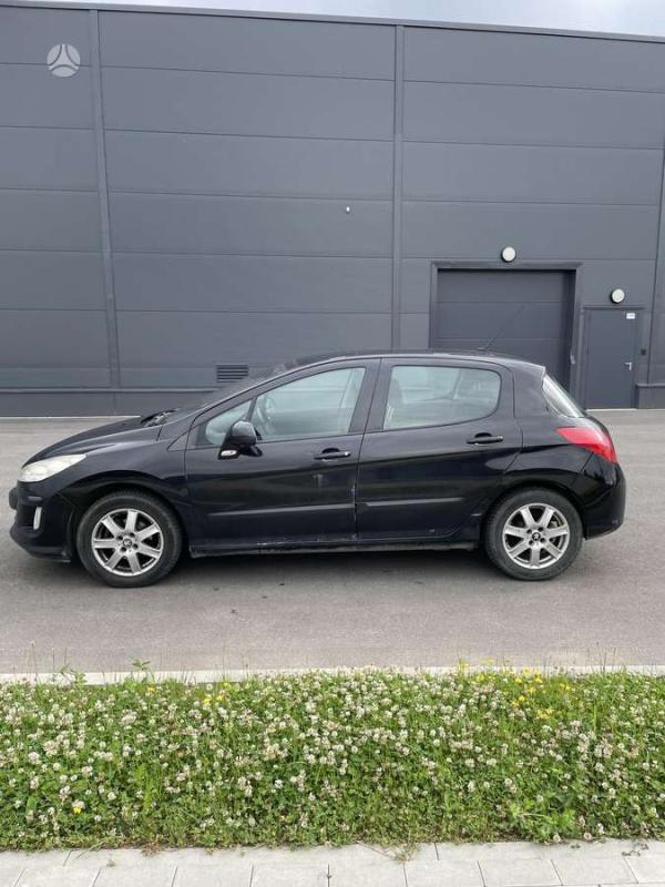Melns Peugeot 308 2009 Kauņa, ar dzinēja tilpumu 1.56 L un nobraukumu 290 tūkst. km par 2100 €, foto 7 vietnē AUTOMOTO.COM.LV