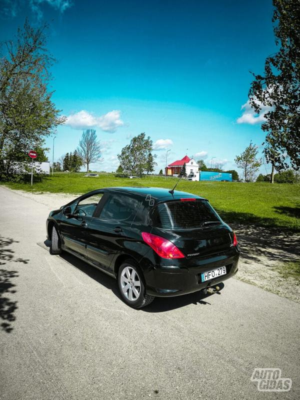 Melns Peugeot 308 2009 Šauļi, ar dzinēja tilpumu 2.00 L un nobraukumu 400 tūkst. km par 1700 €, foto 4 vietnē AUTOMOTO.COM.LV