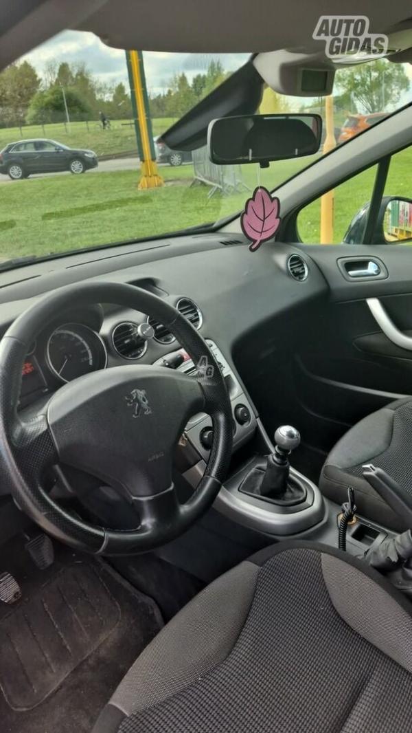 Melns Peugeot 308 2009 Šauļi, ar dzinēja tilpumu 2.00 L un nobraukumu 400 tūkst. km par 1700 €, foto 8 vietnē AUTOMOTO.COM.LV