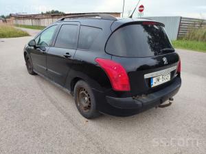 Black Peugeot 308 2009 in Jelgava, with an engine capacity of 1.60 L and mileage of 382 thousand km for 650 €, photo 5 on AUTOMOTO.COM.LV