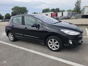 Black Peugeot 308 2009 in Siauliai, with an engine capacity of 2.00 L and mileage of 264 thousand km for 2600 €, photo 4 on AUTOMOTO.COM.LV