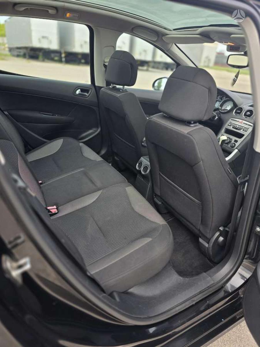 Black Peugeot 308 2009 in Siauliai, with an engine capacity of 2.00 L and mileage of 264 thousand km for 2600 €, photo 11 on AUTOMOTO.COM.LV
