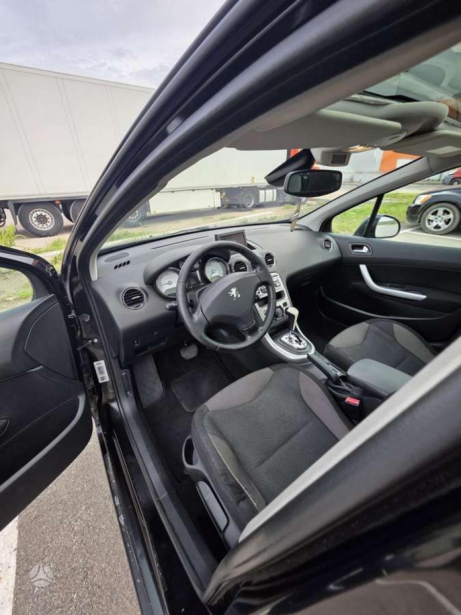 Black Peugeot 308 2009 in Siauliai, with an engine capacity of 2.00 L and mileage of 264 thousand km for 2600 €, photo 15 on AUTOMOTO.COM.LV