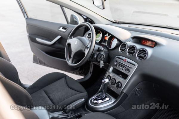 Black Peugeot 308 2010 in Tallinn, with an engine capacity of 1.60 L and mileage of 117 thousand km for 3500 €, photo 11 on AUTOMOTO.COM.LV