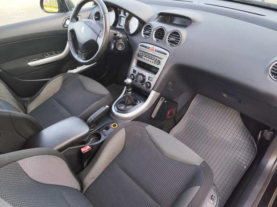 Melns Peugeot 308 2010 Šauļi, ar dzinēja tilpumu 1.60 L un nobraukumu 0 tūkst. km par 2200 €, foto 16 vietnē AUTOMOTO.COM.LV