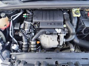 Melns Peugeot 308 2010 Šauļi, ar dzinēja tilpumu 1.60 L un nobraukumu 0 tūkst. km par 2200 €, foto 25 vietnē AUTOMOTO.COM.LV