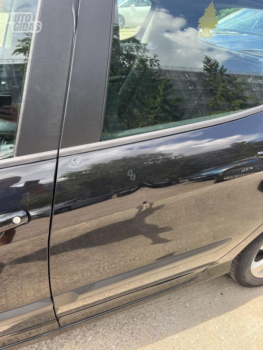 Melns Peugeot 308 2010 Kauņa, ar dzinēja tilpumu 1.60 L un nobraukumu 223 tūkst. km par 2100 €, foto 13 vietnē AUTOMOTO.COM.LV