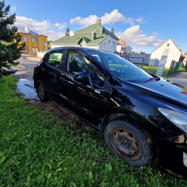 Melns Peugeot 308 2010 Pasvalys, ar dzinēja tilpumu 1.60 L un nobraukumu 101 tūkst. km par 400 €, foto 5 vietnē AUTOMOTO.COM.LV