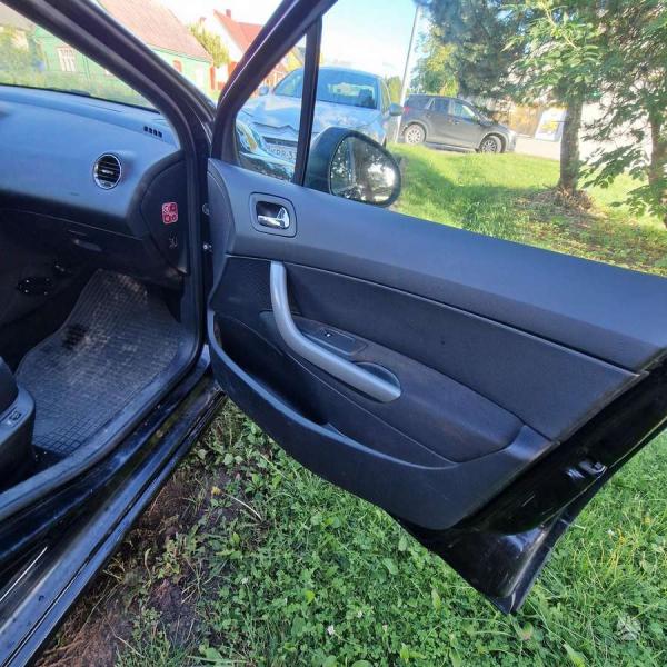 Melns Peugeot 308 2010 Pasvalys, ar dzinēja tilpumu 1.60 L un nobraukumu 101 tūkst. km par 400 €, foto 7 vietnē AUTOMOTO.COM.LV