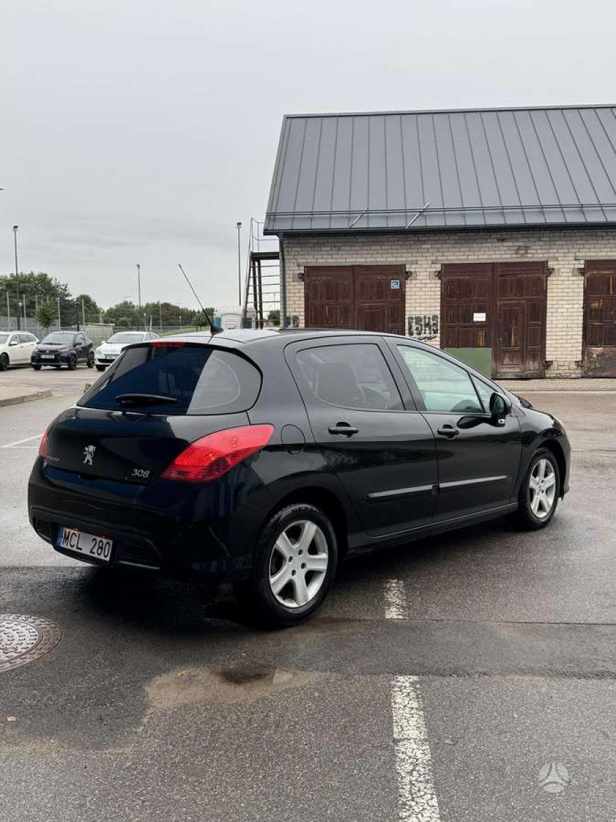 Melns Peugeot 308 2010 Tauragė, ar dzinēja tilpumu 2.00 L un nobraukumu 316 tūkst. km par 1850 €, foto 5 vietnē AUTOMOTO.COM.LV