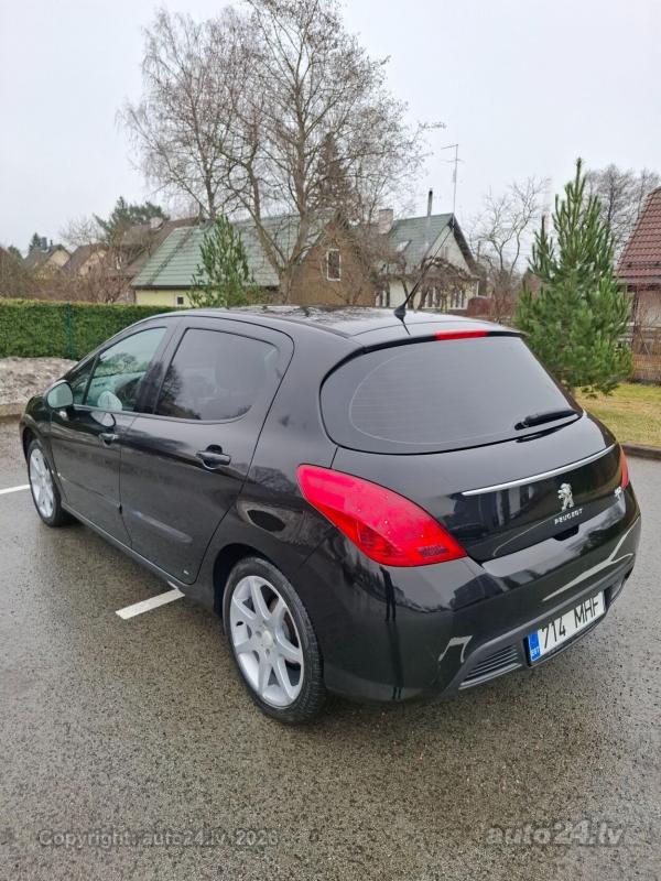 Melns Peugeot 308 2011 Tallina, ar dzinēja tilpumu 1.60 L un nobraukumu 157 tūkst. km par 2000 €, foto 11 vietnē AUTOMOTO.COM.LV