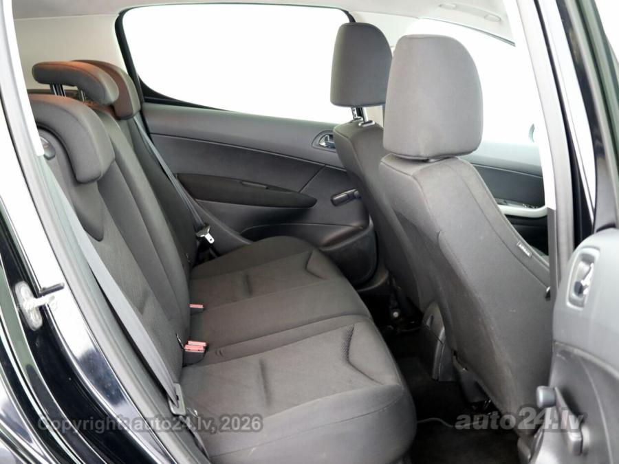 Black Peugeot 308 2011 in Tallinn, with an engine capacity of 1.60 L and mileage of 157 thousand km for 2199 €, photo 7 on AUTOMOTO.COM.LV