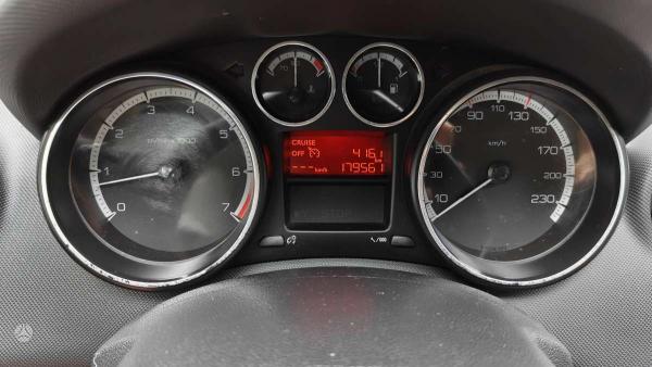 Melns Peugeot 308 2011 Kauņa, ar dzinēja tilpumu 1.60 L un nobraukumu 180 tūkst. km par 2250 €, foto 2 vietnē AUTOMOTO.COM.LV