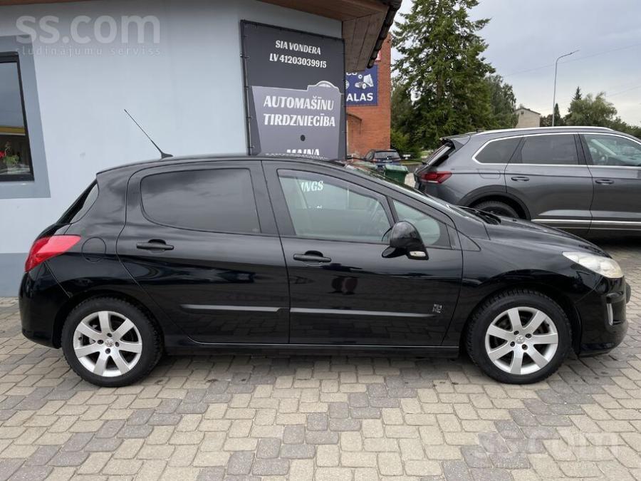 Melns Peugeot 308 2011 Talsi, ar dzinēja tilpumu 1.60 L un nobraukumu 252 tūkst. km par 2300 €, foto 3 vietnē AUTOMOTO.COM.LV