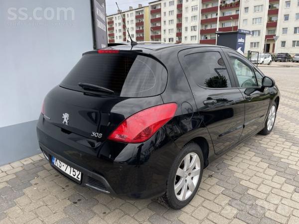 Black Peugeot 308 2011 in Talsi, with an engine capacity of 1.60 L and mileage of 252 thousand km for 2300 €, photo 4 on AUTOMOTO.COM.LV