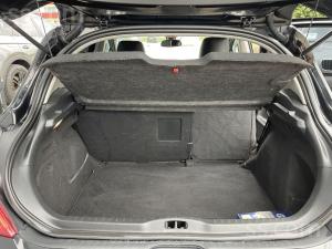Melns Peugeot 308 2011 Talsi, ar dzinēja tilpumu 1.60 L un nobraukumu 252 tūkst. km par 2300 €, foto 6 vietnē AUTOMOTO.COM.LV