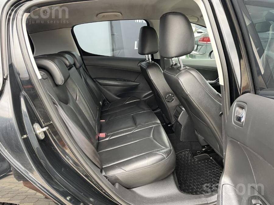 Melns Peugeot 308 2011 Talsi, ar dzinēja tilpumu 1.60 L un nobraukumu 252 tūkst. km par 2300 €, foto 9 vietnē AUTOMOTO.COM.LV