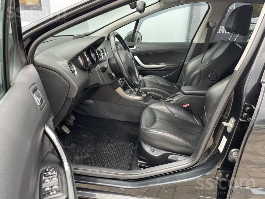 Melns Peugeot 308 2011 Talsi, ar dzinēja tilpumu 1.60 L un nobraukumu 252 tūkst. km par 2300 €, foto 23 vietnē AUTOMOTO.COM.LV