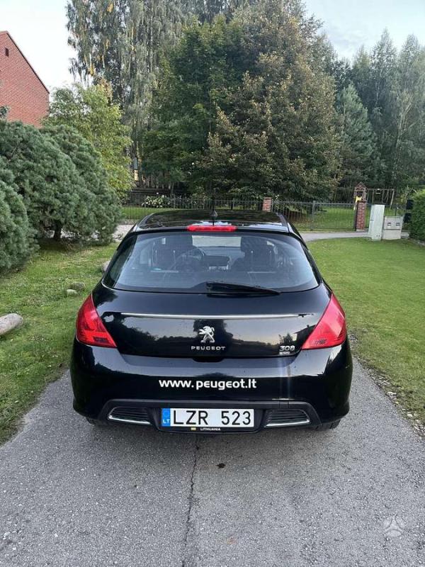 Black Peugeot 308 2011 in Vilnius, with an engine capacity of 1.56 L and mileage of 137 thousand km for 2000 €, photo 7 on AUTOMOTO.COM.LV