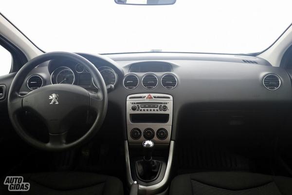 Black Peugeot 308 2012 in Tallinn, with an engine capacity of 1.60 L and mileage of 179 thousand km for 2499 €, photo 5 on AUTOMOTO.COM.LV