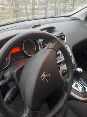 Melns Peugeot 308 2012 Tallina, ar dzinēja tilpumu 0.00 L un nobraukumu 170 tūkst. km par 2800 €, foto 9 vietnē AUTOMOTO.COM.LV