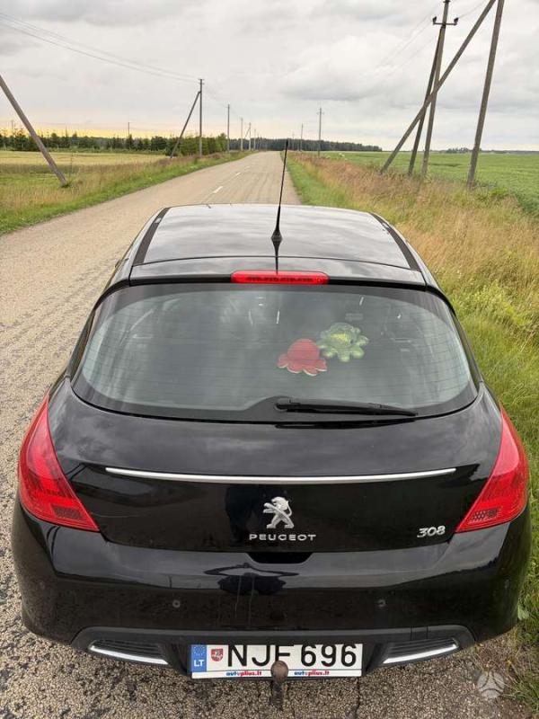 Melns Peugeot 308 2013 Kauņa, ar dzinēja tilpumu 1.56 L un nobraukumu 329 tūkst. km par 4300 €, foto 3 vietnē AUTOMOTO.COM.LV