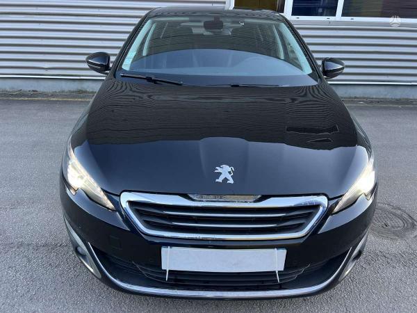 Black Peugeot 308 2014 in Vilnius, with an engine capacity of 2.00 L and mileage of 286 thousand km for 5900 €, photo 3 on AUTOMOTO.COM.LV