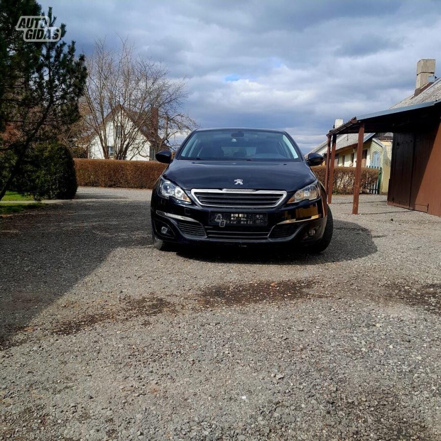 Black Peugeot 308 2014 in Marijampole, with an engine capacity of 1.60 L and mileage of 142 thousand km for 3850 €, photo 4 on AUTOMOTO.COM.LV