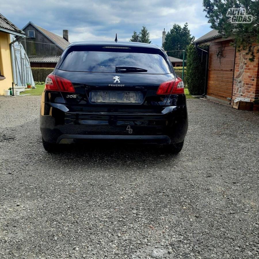 Black Peugeot 308 2014 in Marijampole, with an engine capacity of 1.60 L and mileage of 142 thousand km for 3850 €, photo 9 on AUTOMOTO.COM.LV
