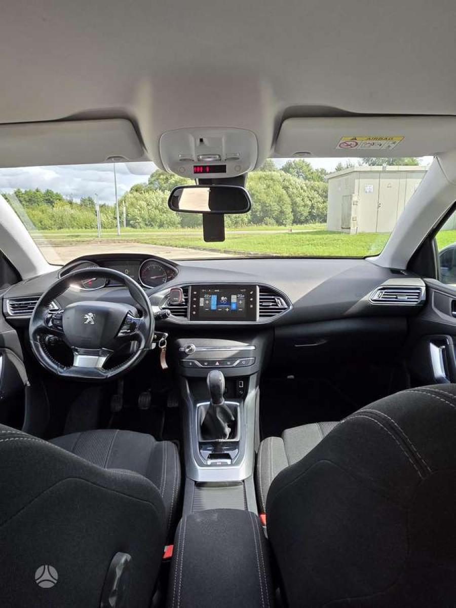 Black Peugeot 308 2014 in Taurage, with an engine capacity of 1.56 L and mileage of 308 thousand km for 4500 €, photo 6 on AUTOMOTO.COM.LV