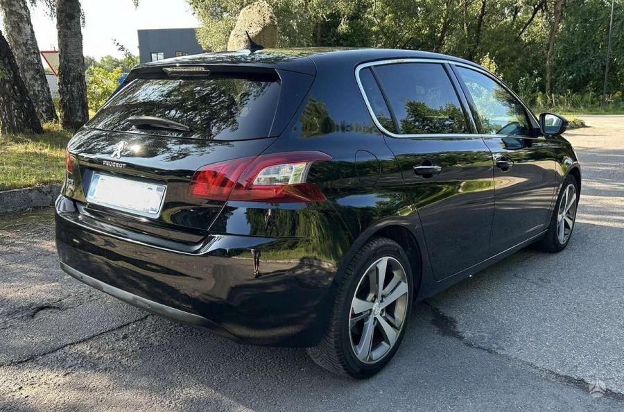 Black Peugeot 308 2014 in Taurage, with an engine capacity of 1.60 L and mileage of 215 thousand km for 4800 €, photo 3 on AUTOMOTO.COM.LV