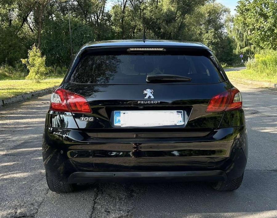 Black Peugeot 308 2014 in Taurage, with an engine capacity of 1.60 L and mileage of 215 thousand km for 4800 €, photo 9 on AUTOMOTO.COM.LV