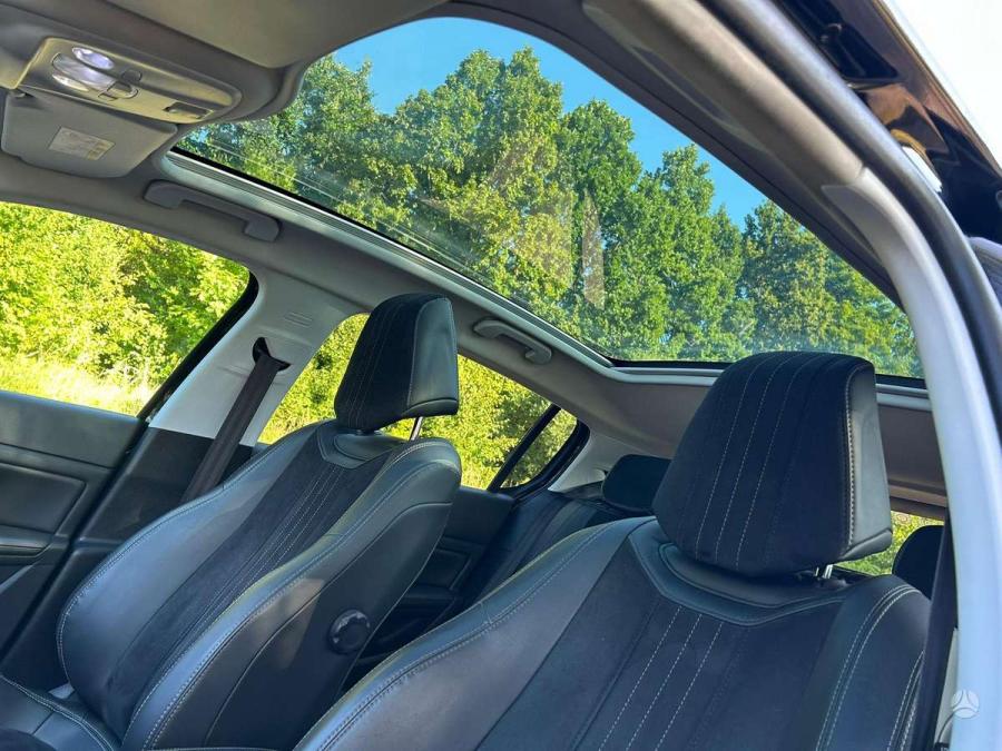 Black Peugeot 308 2014 in Taurage, with an engine capacity of 1.60 L and mileage of 215 thousand km for 4800 €, photo 11 on AUTOMOTO.COM.LV