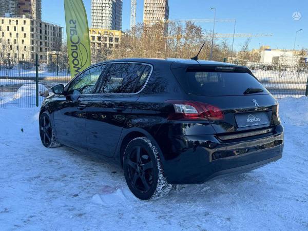 Black Peugeot 308 2015 in Vilnius, with an engine capacity of 1.20 L and mileage of 125 thousand km for 7900 €, photo 6 on AUTOMOTO.COM.LV