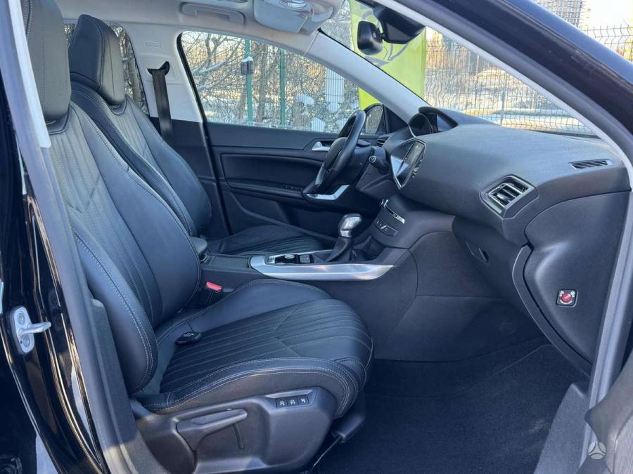 Black Peugeot 308 2015 in Vilnius, with an engine capacity of 1.20 L and mileage of 125 thousand km for 7900 €, photo 12 on AUTOMOTO.COM.LV