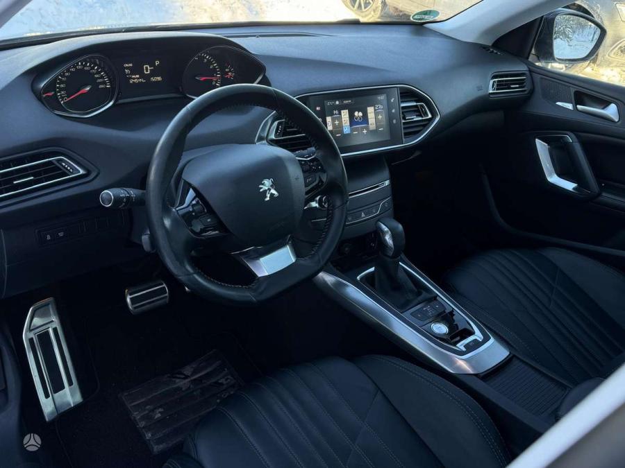 Black Peugeot 308 2015 in Vilnius, with an engine capacity of 1.20 L and mileage of 125 thousand km for 7900 €, photo 14 on AUTOMOTO.COM.LV