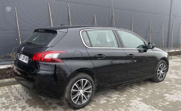 Melns Peugeot 308 2015 Viļņa, ar dzinēja tilpumu 1.20 L un nobraukumu 183 tūkst. km par 5490 €, foto 3 vietnē AUTOMOTO.COM.LV