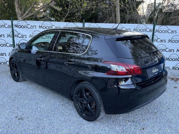 Melns Peugeot 308 2015 Viļņa, ar dzinēja tilpumu 1.20 L un nobraukumu 125 tūkst. km par 7900 €, foto 7 vietnē AUTOMOTO.COM.LV